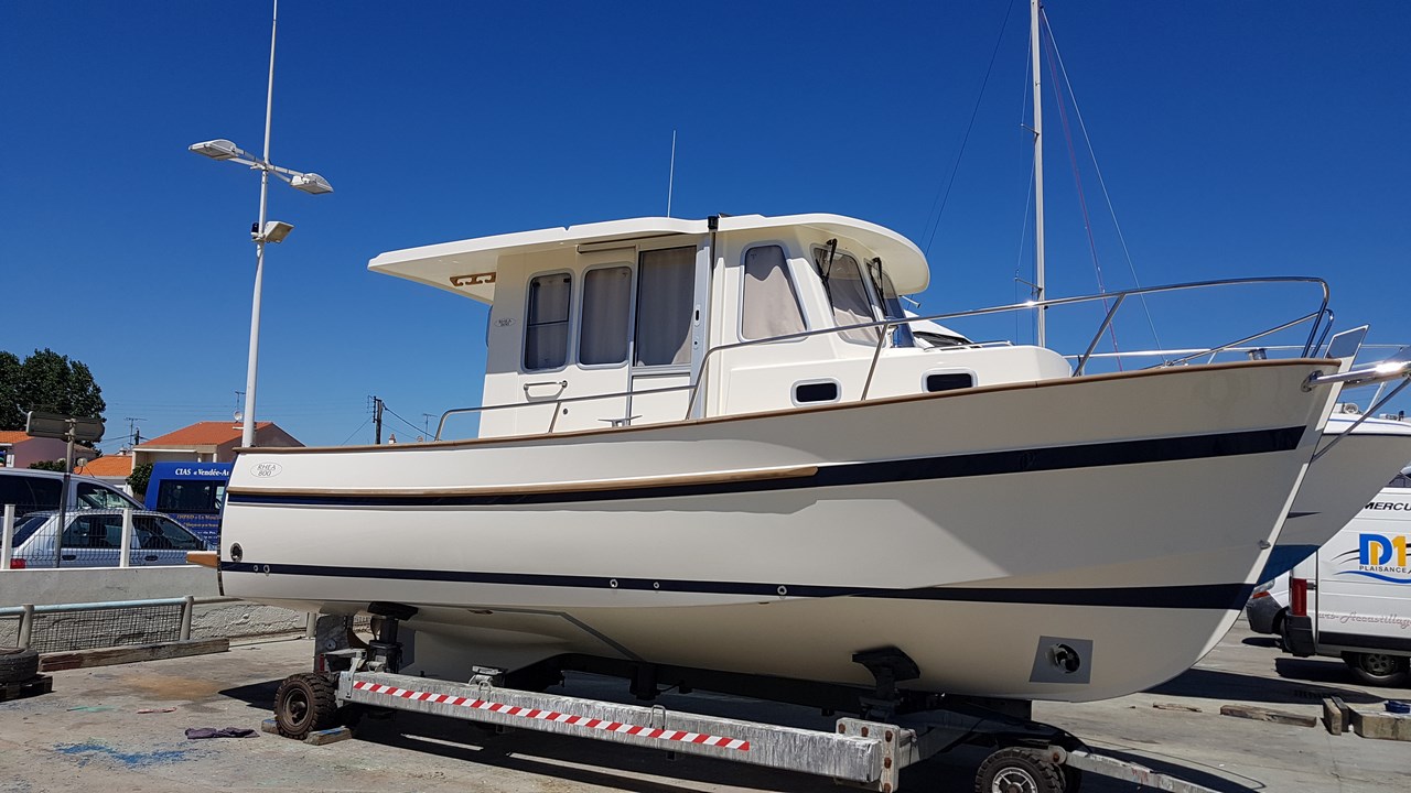 TIMONIER 800 - Bateaux moteurs